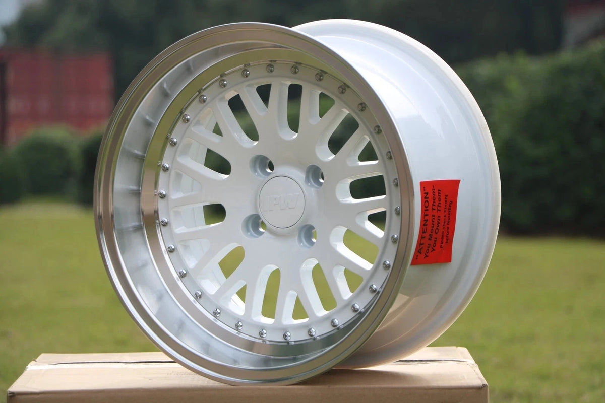 15" WHITE WHEELS LM20 STYLE 15x8 4x100 +0 CB73.1 AGGRESSIVE FIT RIMS S ...