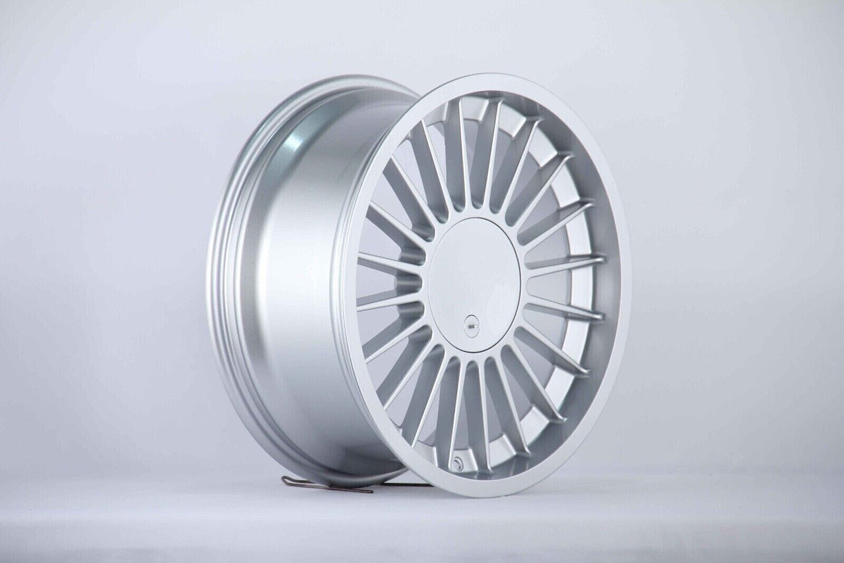 4 PCS 18" Euro Style Wheels For BMW 323 330 325 328 335 Z3 Z4 18x8 +30 ...