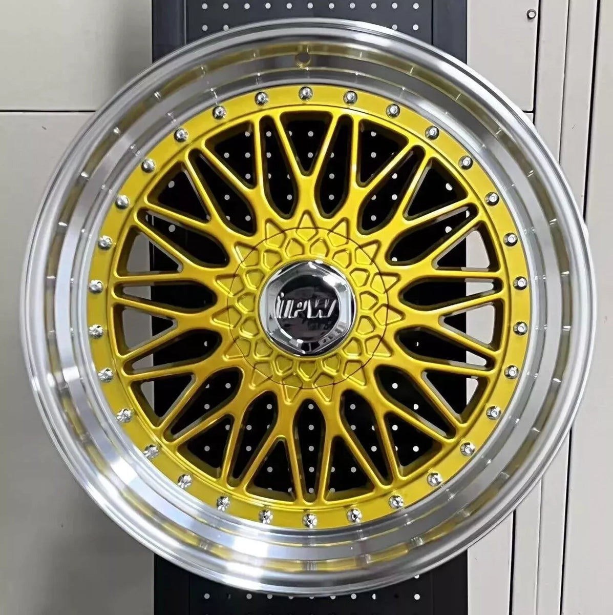 20x8.5 / 20x9.5 Staggered Gold Euro RS Style Wheels Set 5x120/5x114.3 ...