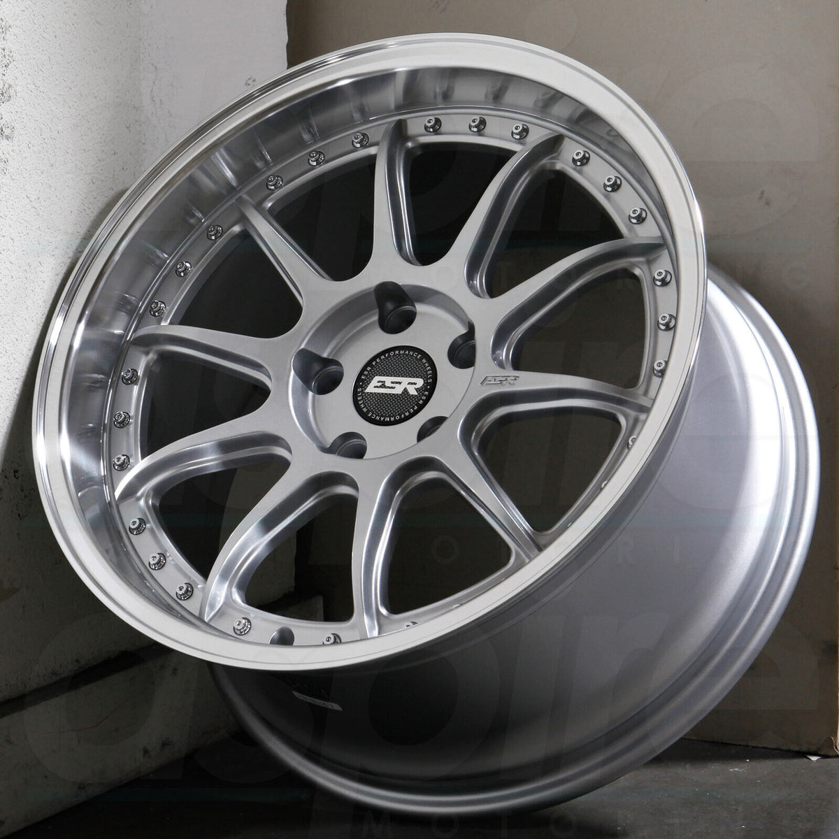 ESR CS12 18x9.5 5x114.3 35 Hyper Silver Wheels(4) 72.56 18" inch Rims ...