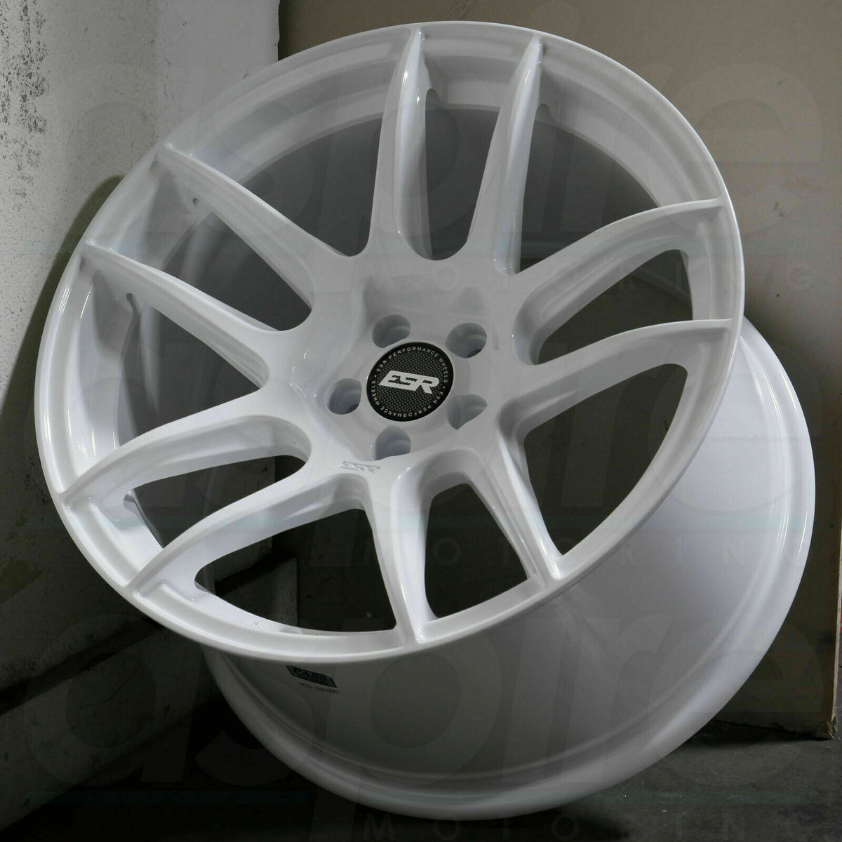 18x10.5 5x114.3 +22 ESR CS8 Wheels Gloss White 18 Inch Concave Rims Se ...