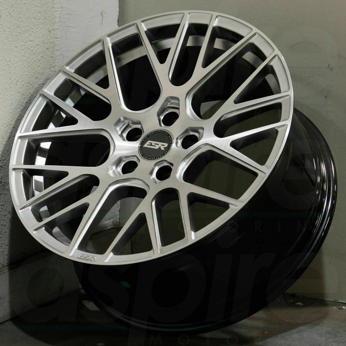 ESR RF11 Silver Wheels 18x8.5 +30 5x120 18 Inch Rims Set 4 – eurowheelsusa